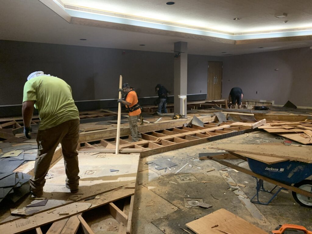 What Does a General Contractor Do? - Constitution Construction